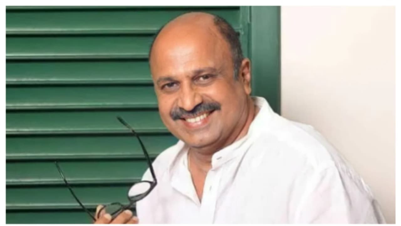 ബലാത്സം ഗ കേസ്: നടൻ സിദ്ദിഖ് അന്വേഷണ സംഘത്തിന് മുന്നിൽ ഹാജരായി ...