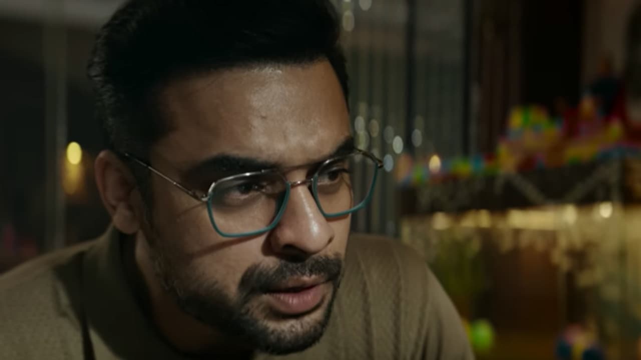 Identity review: അടിമുടി ത്രില്ലര്‍, ത്രസിപ്പിച്ച് ടൊവിനോ തോമസ് ...