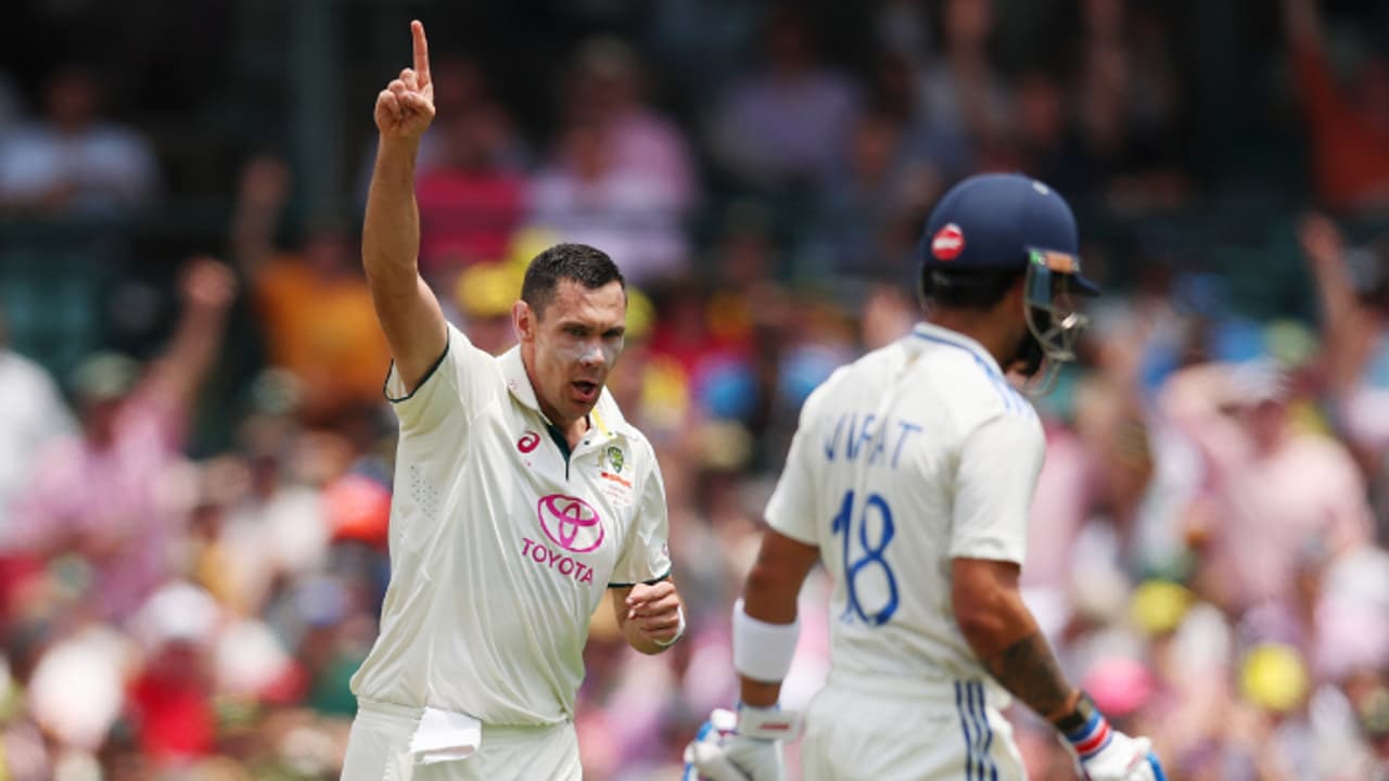 India First Innings Sydney 200 പോലും കടക്കാനാവാതെ ഇന്ത്യ! ബോളണ്ടിന് ...