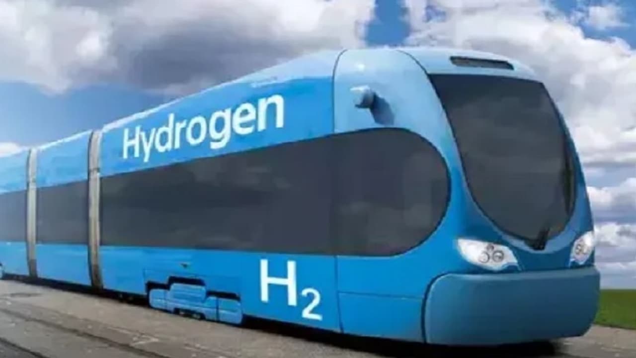 भारत की पहली Hydrogen Train: जानें कब से होगी शुरुआत? | India First Hydrogen Train Launch Date ...