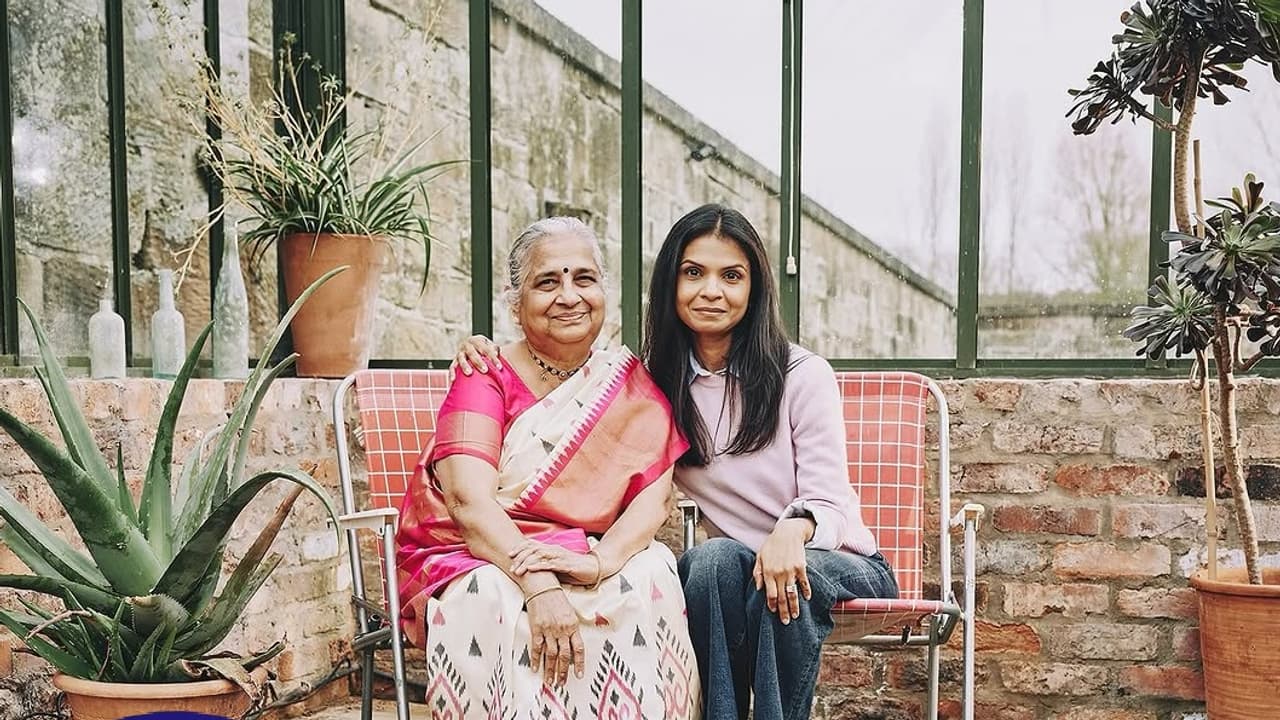 Akshatha Murthy's Beautiful Bond with Mom Sudha Murthy: See Pics ...