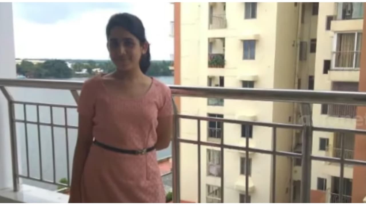 കൊച്ചിയിൽ പതിനെട്ടുകാരി ഫ്ലാറ്റിൽ നിന്ന് വീണ് മരിച്ച സംഭവം; ബന്ധുവായ പെ ...