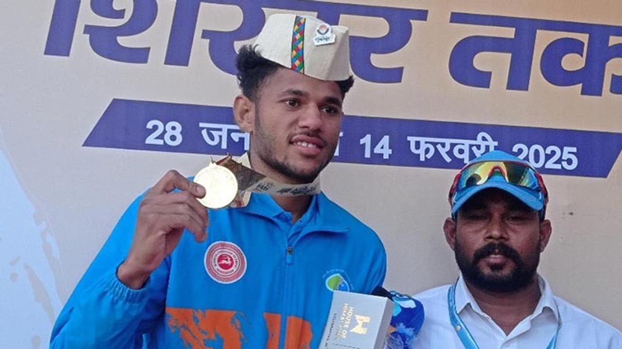 Dev Kumar Meena Sets New Pole Vault National Record at the 38th ...