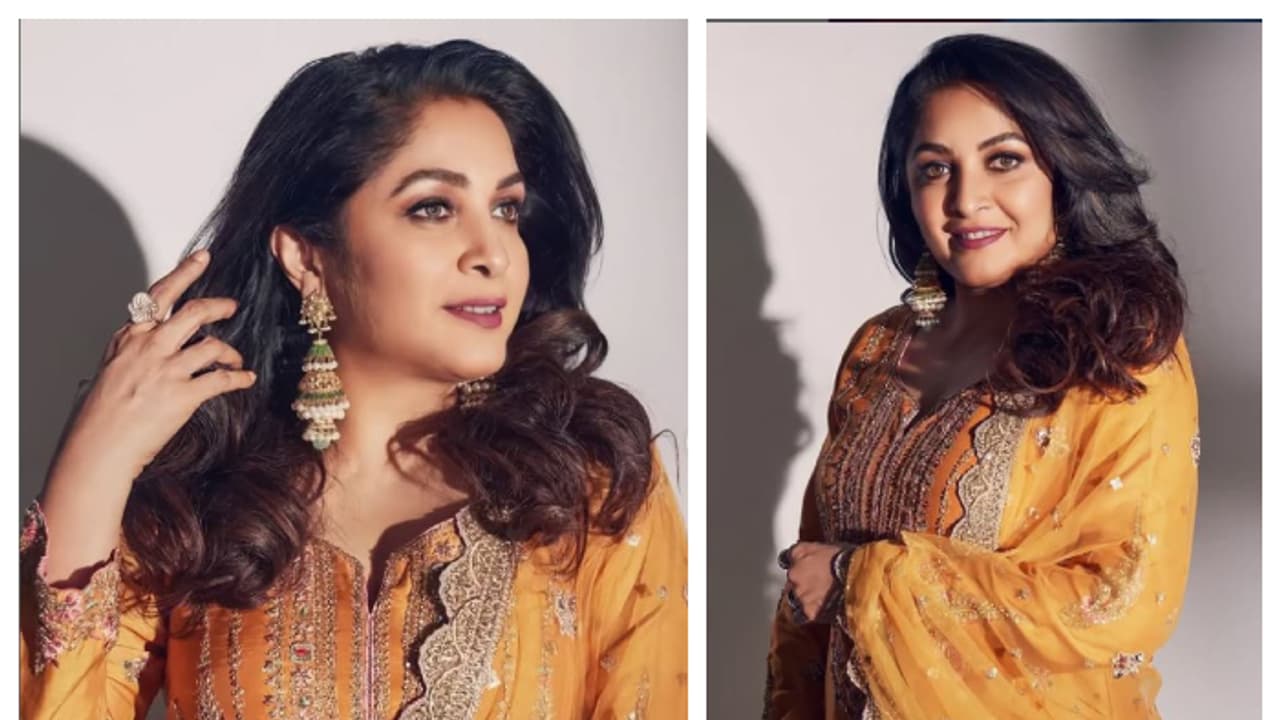 Bahubali Ramya Krishnan Colorful Photos: ರಮ್ಯಾ ಕೃಷ್ಣನ್ ಬಣ್ಣಬಣ್ಣದ ...