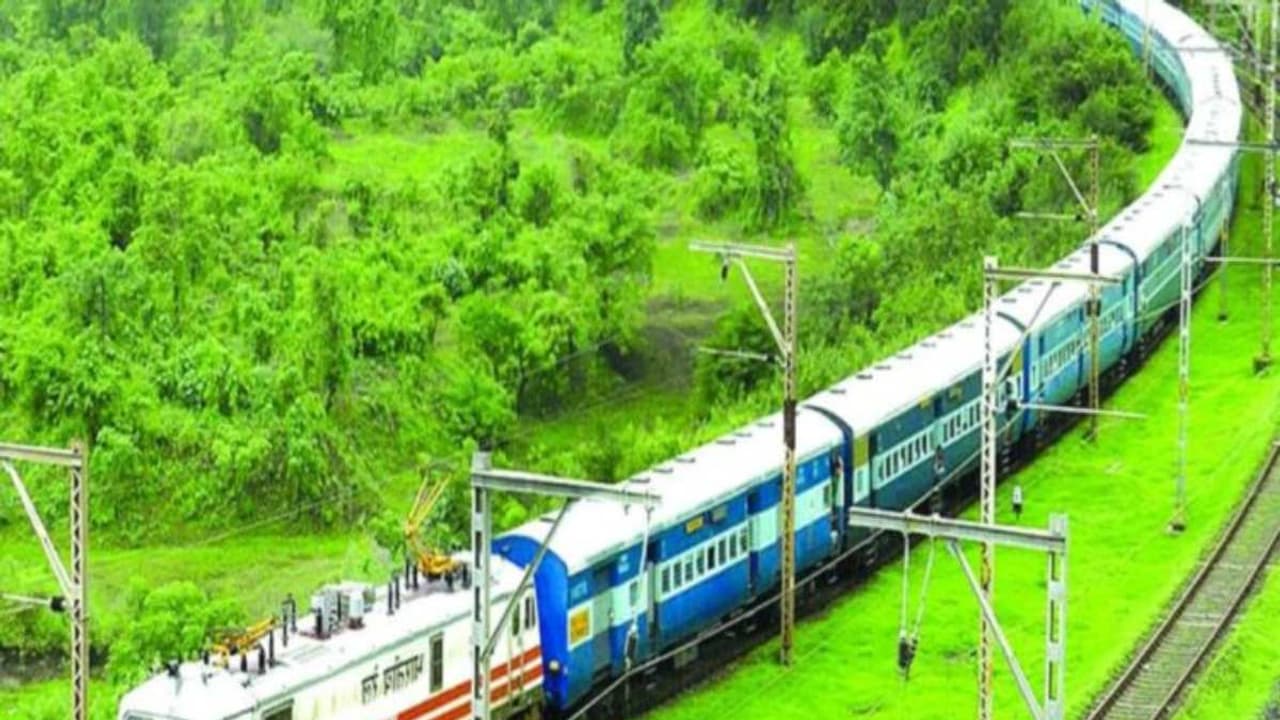 4,189 கிமீ! 74 மணி நேரம் பயணம்! 9 மாநிலங்கள்! இந்தியாவில் நீண்ட தூரம் ...