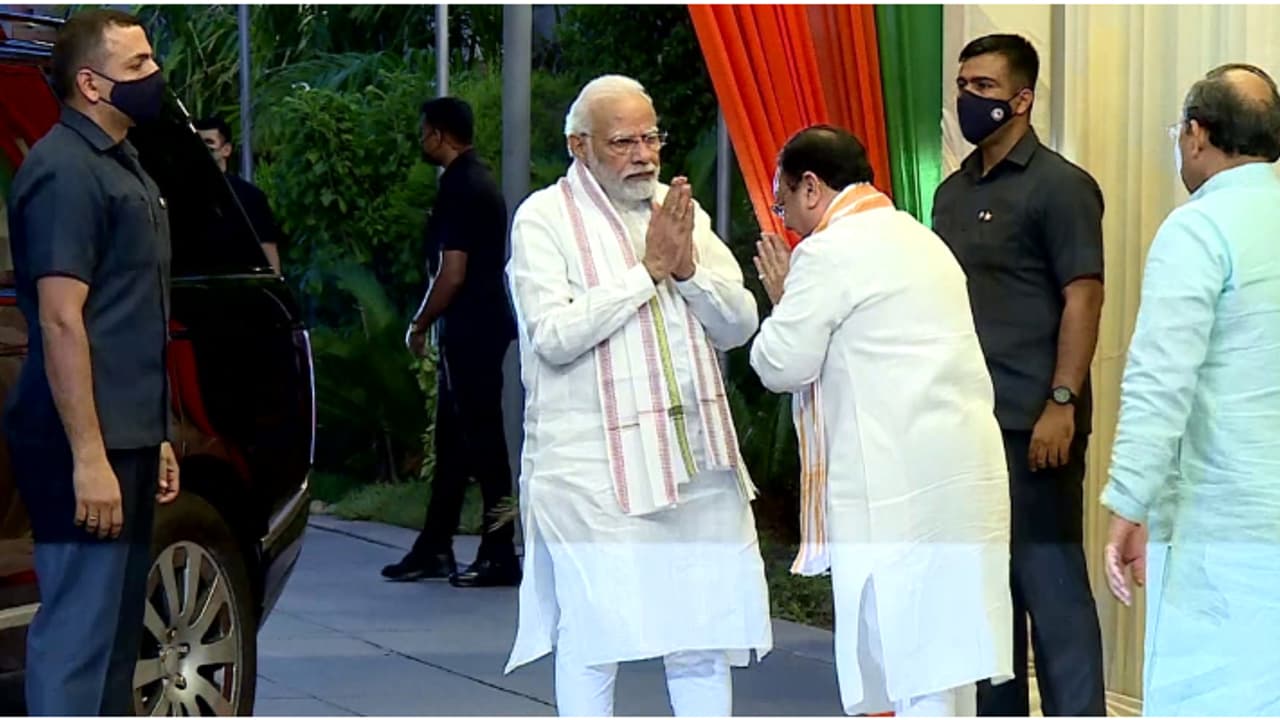 narendra modi at RSS headquarters for the first time after becoming ...