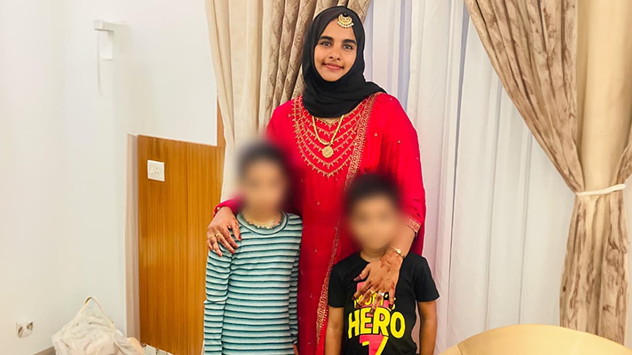 Missing nadapuram native woman and 2 children found from delhi: ഖത്തറി ...