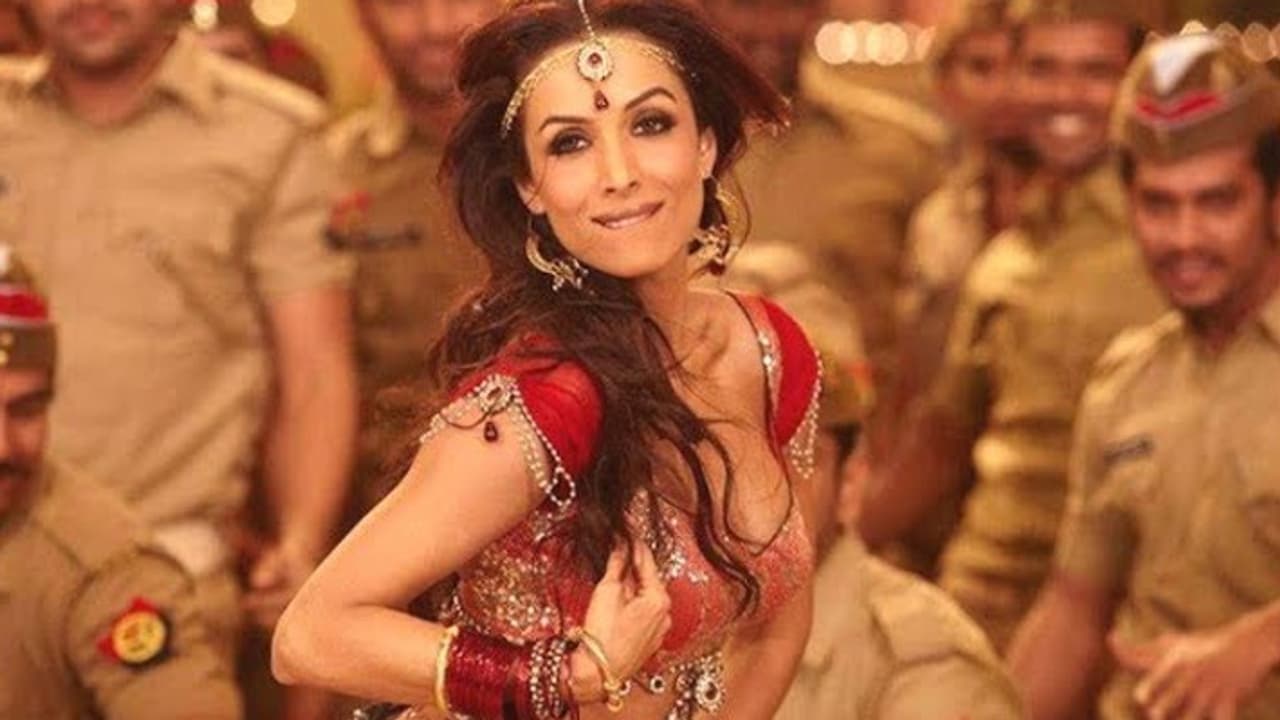 वो 2 गाने, जिनकी नक़ल है 'Munni Badnam Hui'? एक तीसरा सॉन्ग भी इसी के जैसा | Asianet News Hindi