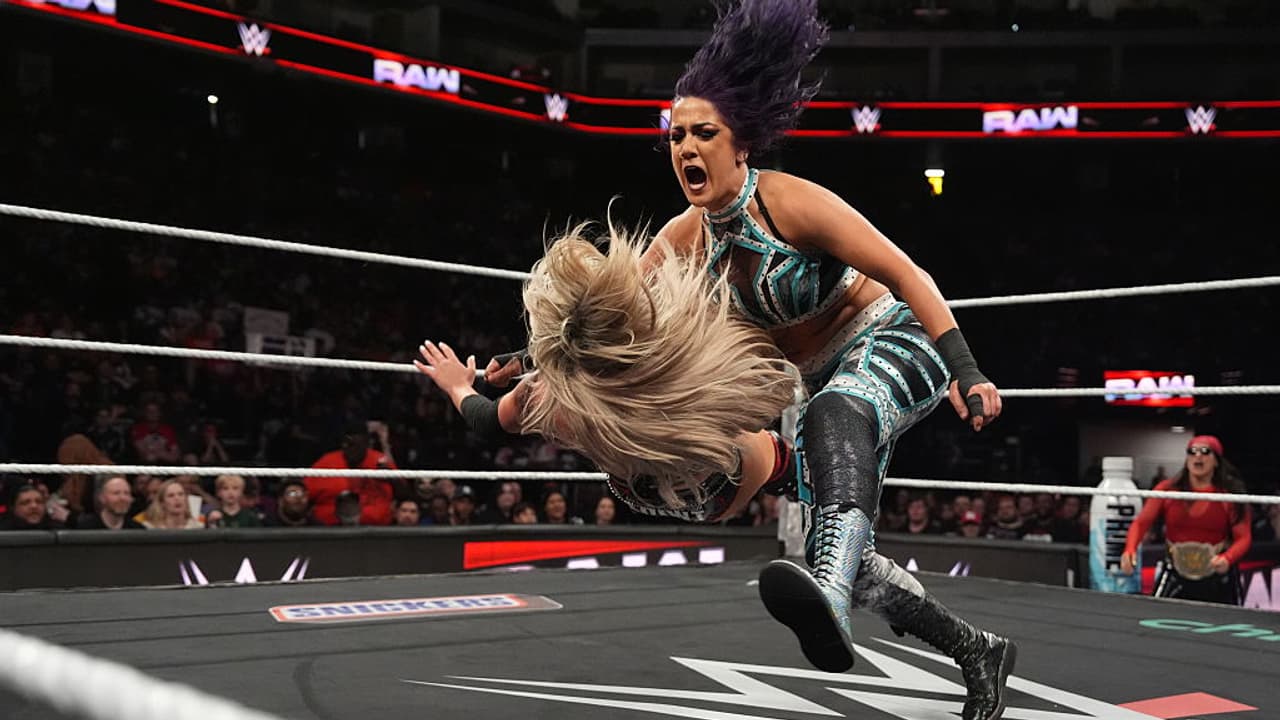 3 Reasons Bayley Shocked Fans With A Babyface Comeback On WWE RAW This ...
