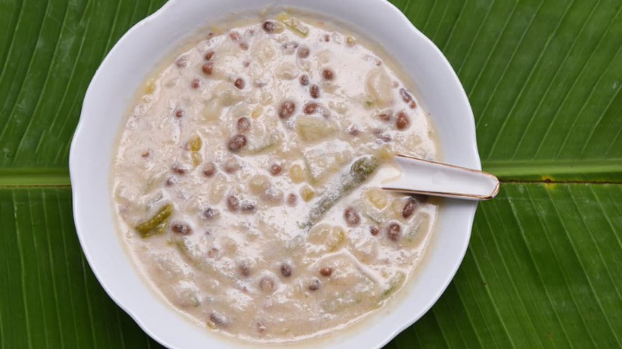 Kerala Olan Recipe: Traditional ash gourd and cowpea curry in coconut ...