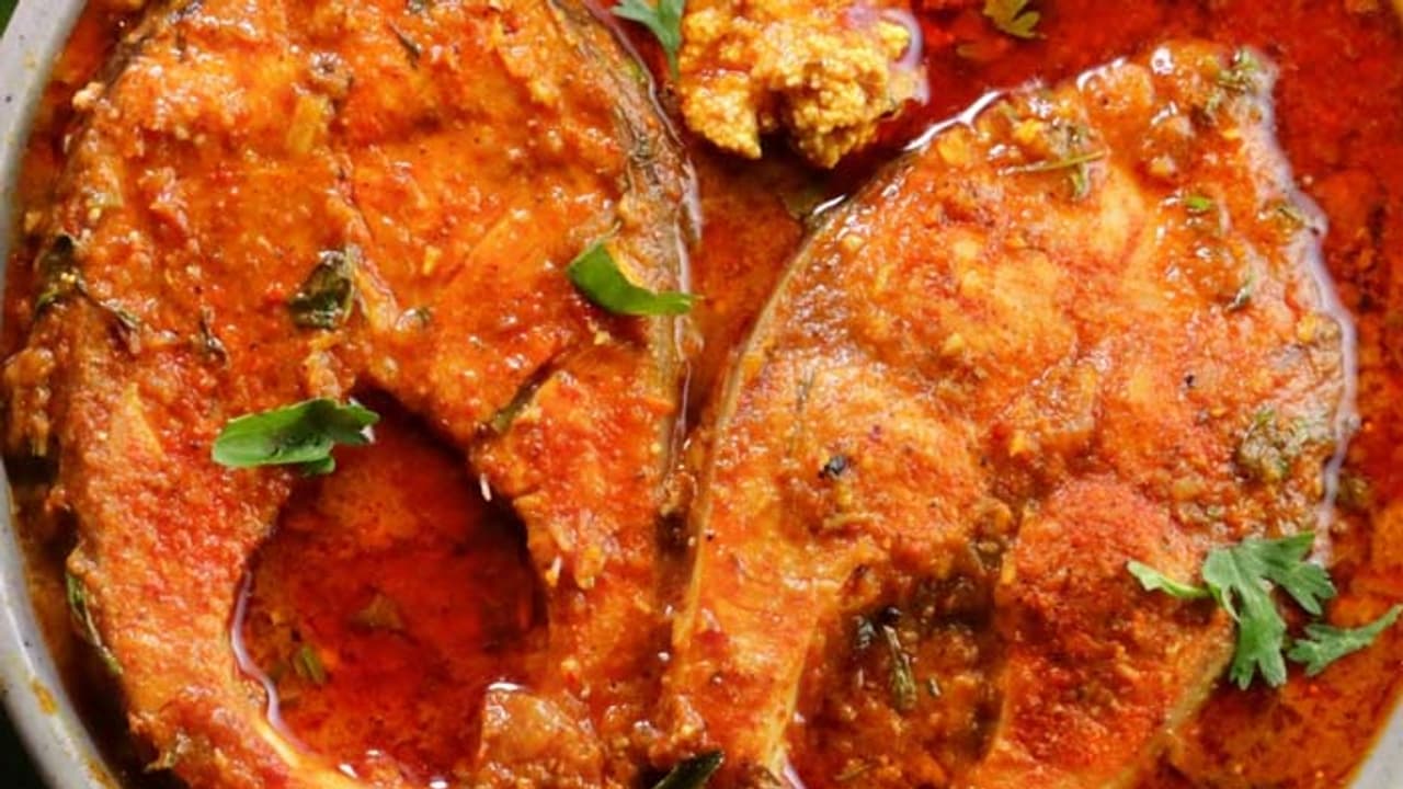 Authentic Andhra Style Fish Curry Recipe: Step-by-Step | Asianet Newsable