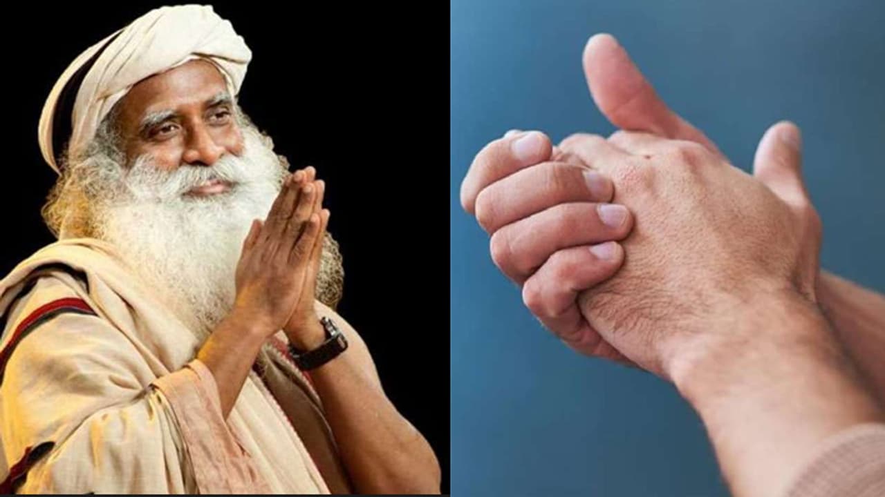 हथेलियां रगड़ने का रहस्य: सद्गुरु की टिप्स | Sadhguru Explains Benefits ...