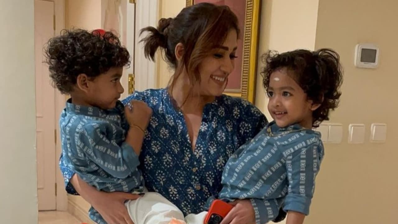 ఇద్దరు కొడుకులతో నయనతార బ్యూటిఫుల్ ఫోటోస్, మదర్స్ డే విషెస్ చెబుతూ విగ్నేష్ ఎమోషనల్ కామెంట్స్ ...