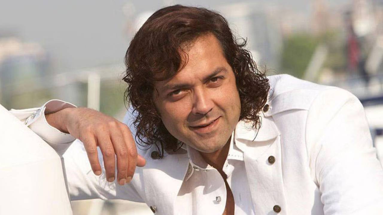 Bobby Deol से कैसे छीने गए रोल, एक्टर ने बताया क्या चालबाजी करते थे ...