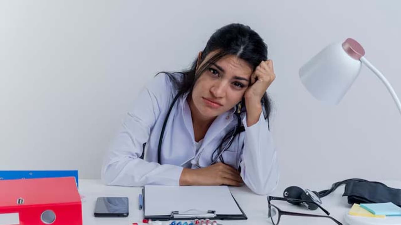 Chronic Fatigue Syndrome vs Regular Tiredness: Key differences and ...