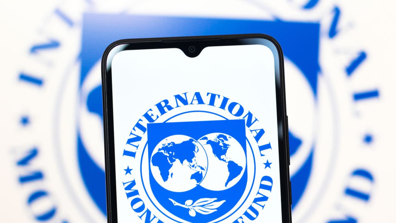 IMF defends $1 billion financial assistance to Pakistan even as India ...