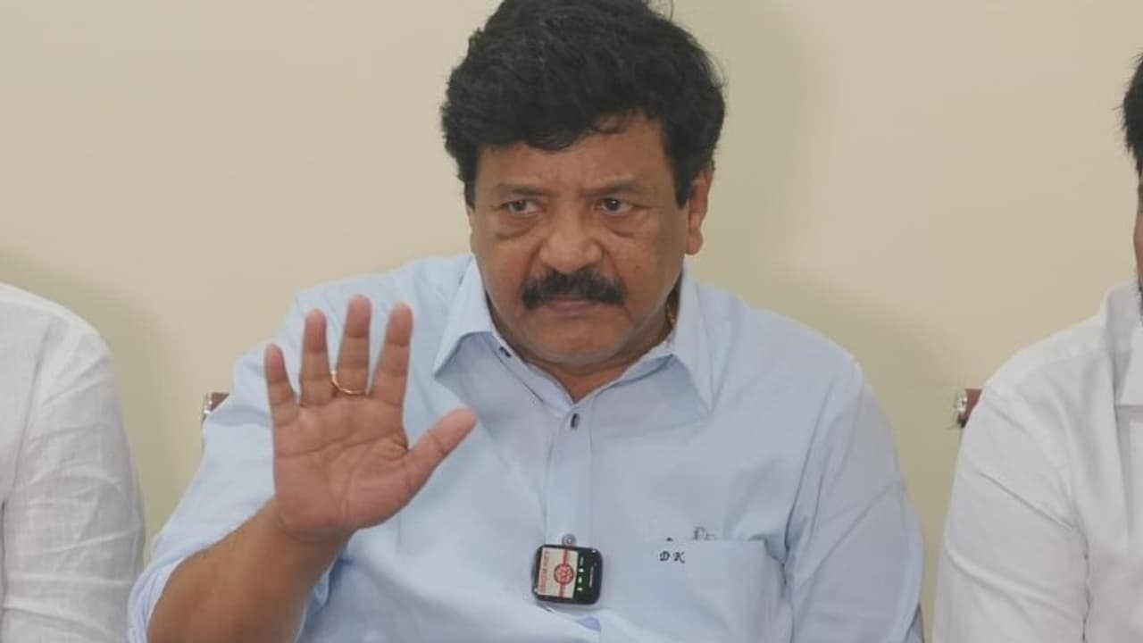 కొందరు అహంకారంతో మాట్లాడుతున్నారు.. థియేటర్ల బంద్, టికెట్ ధరలపై మంత్రి ...
