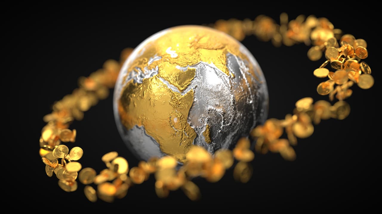 Gold from Earth's core is leaking to the surface, new research finds ...