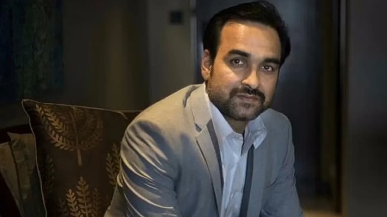 Pankaj Tripathi Didn't Toothbrush for 20 Years? Shocking Secret ...