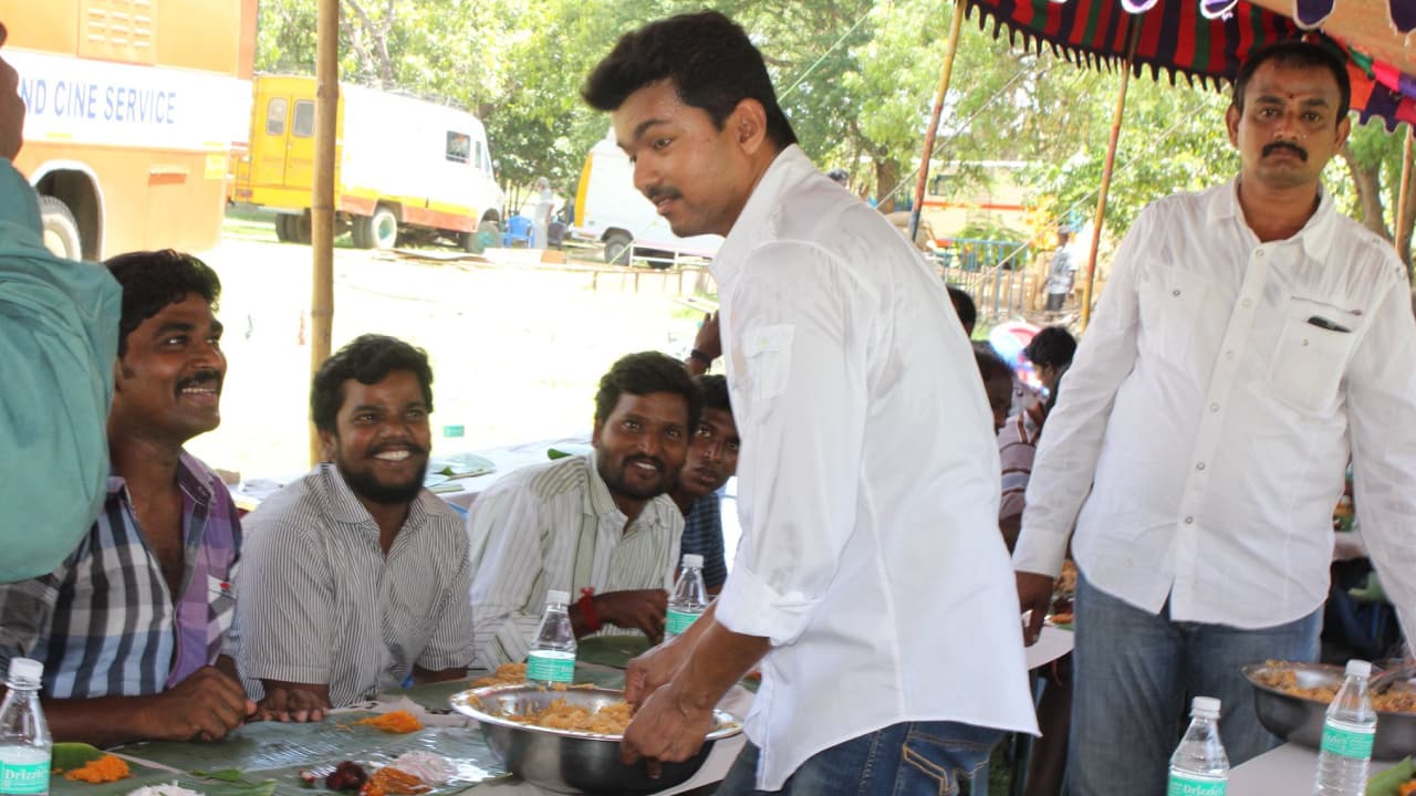 TVK Vijay : தவெக விழாவுக்காக கமகமவென தயாராகும் அறுசுவை விருந்து ...