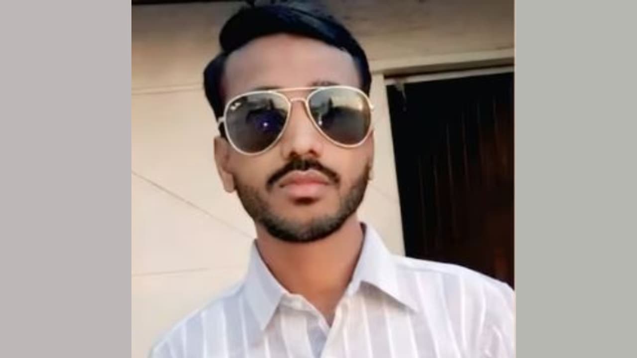 പ്രവാസി യുവാവ് സൗദിയിൽ മരിച്ചനിലയിൽ, മൃതദേഹം നാട്ടിലെത്തിച്ചു ...
