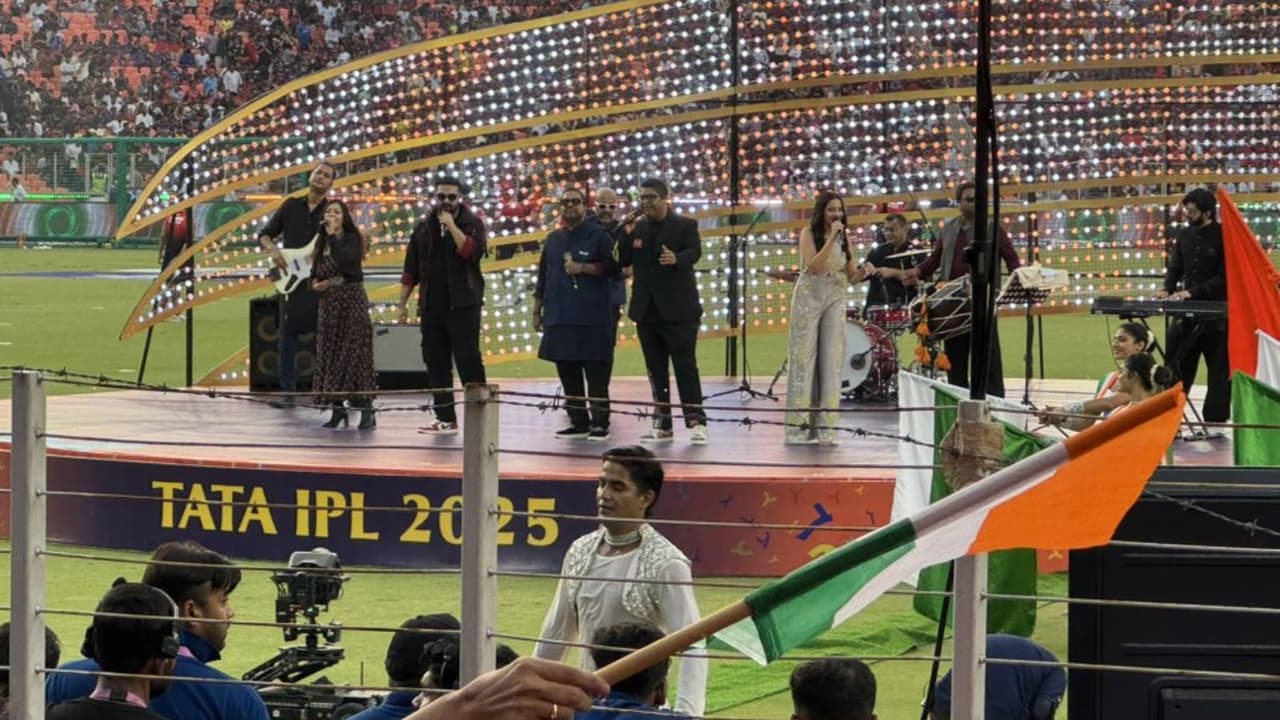 IPL 2025 Closing Ceremony: সশস্ত্রবাহিনীকে শ্রদ্ধা, আইপিএল ফাইনাল ...