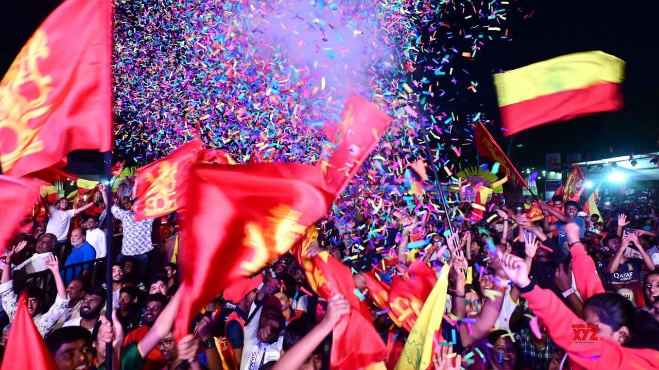 IPL 2025 Victory Parade: RCB కి గ్రాండ్‌ వెల్‌కమ్‌.. ఎరుపు మయమైన ...