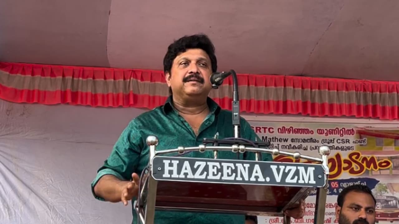 'കൊടിതോരണങ്ങൾ കെട്ടി മലിനമാക്കരുത്'; യൂണിയനുകൾക്ക് മുന്നറിയിപ്പുമായി ...