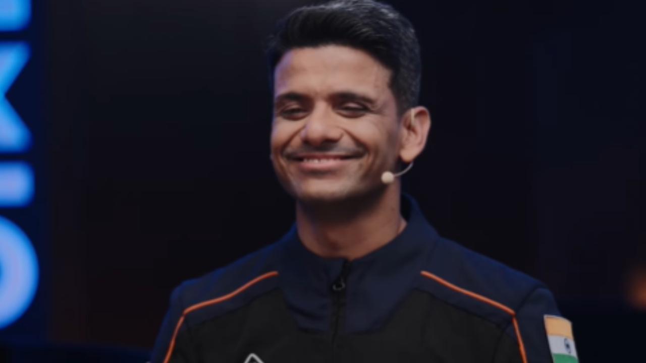 'അഭിമാനത്താല്‍ നിങ്ങളുടെ ഹൃദയവും തുടിക്കട്ടേ, ജയ്‌ഹിന്ദ്, ജയ്‌ ഭാരത് ...