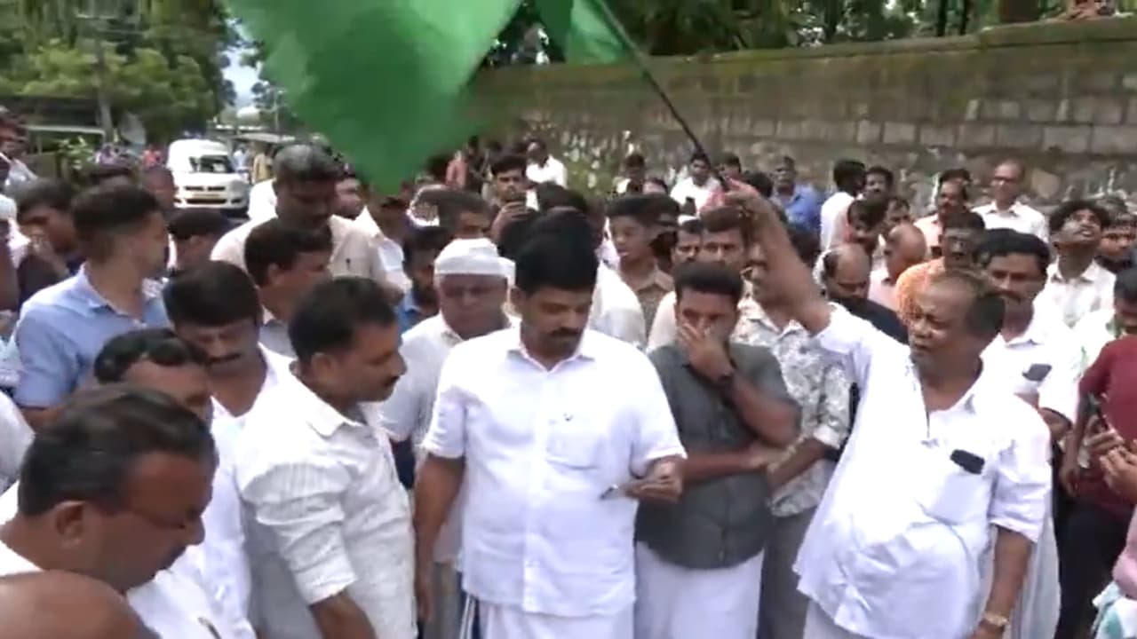 Nilambur By Election Result: नीलांबुर सीट पर कांग्रेस के आर्यदान शौकत ...