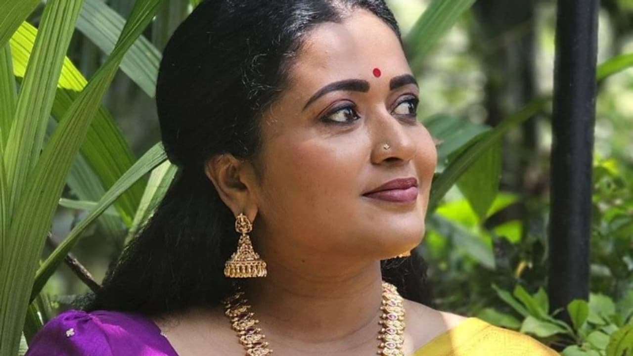 'അത്രയും വലിയ ഒരു വീട് വെക്കേണ്ടിയിരുന്നില്ല എന്ന് തോന്നിയിട്ടുണ്ട് ...