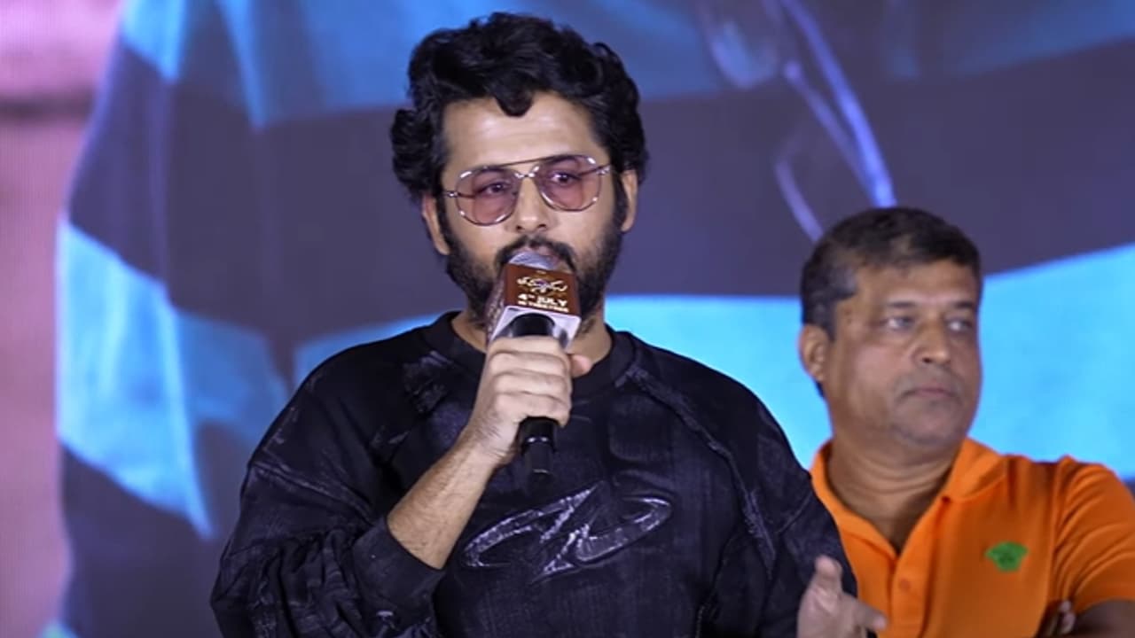 మా మధ్య ఆ చనువుంది, దాన్ని రచ్చ చేయకండి.. నితిన్‌పై కామెంట్లకి నిర్మాత ...