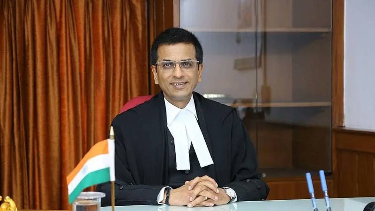 Supreme Court wants ex-CJI Chandrachud to vacate official home; he says daughters need care ...