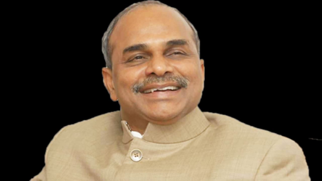 YSR Jayanthi : వైఎస్సార్ సక్సెస్ ఫుల్ పొలిటీషన్ మాత్రమేకాదు బిజినెస్ మేన్ కూడా... వైఎస్ కుటుంబ ...