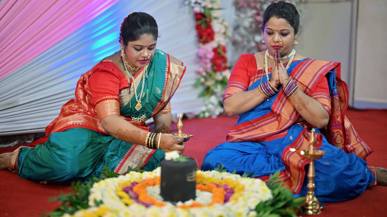 Sawan Shivratri Puja Samagri List: नोट करें सावन शिवरात्रि पूजा सामग्री ...