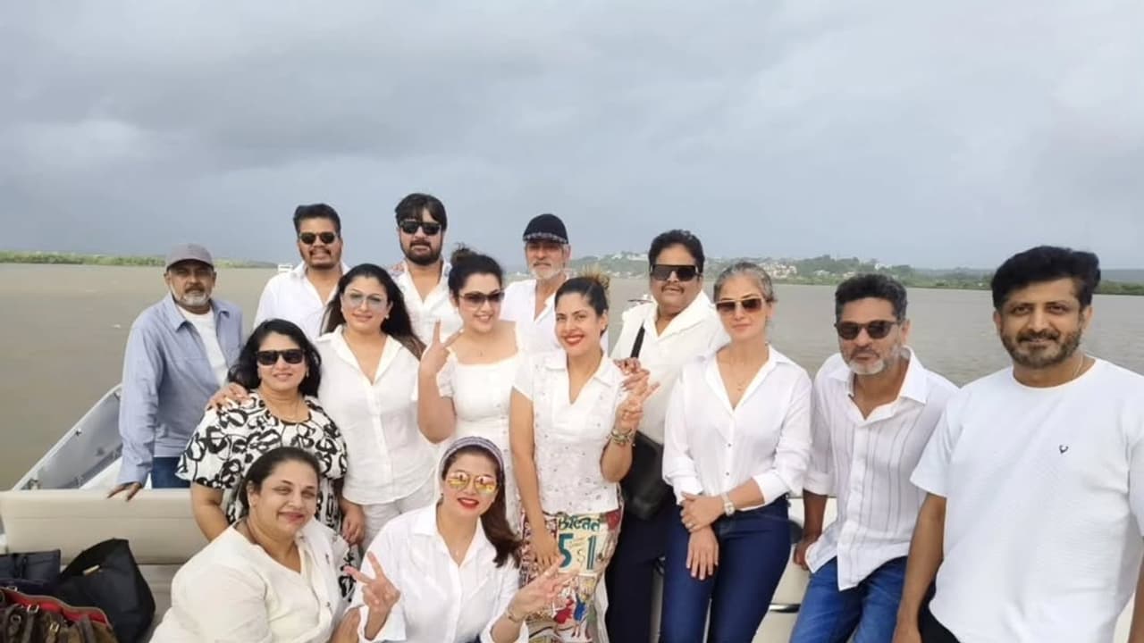 90 Actors Reunion in Goa : கோவாவில் களைகட்டிய 90ஸ் பிரபலங்களின் ரீ ...