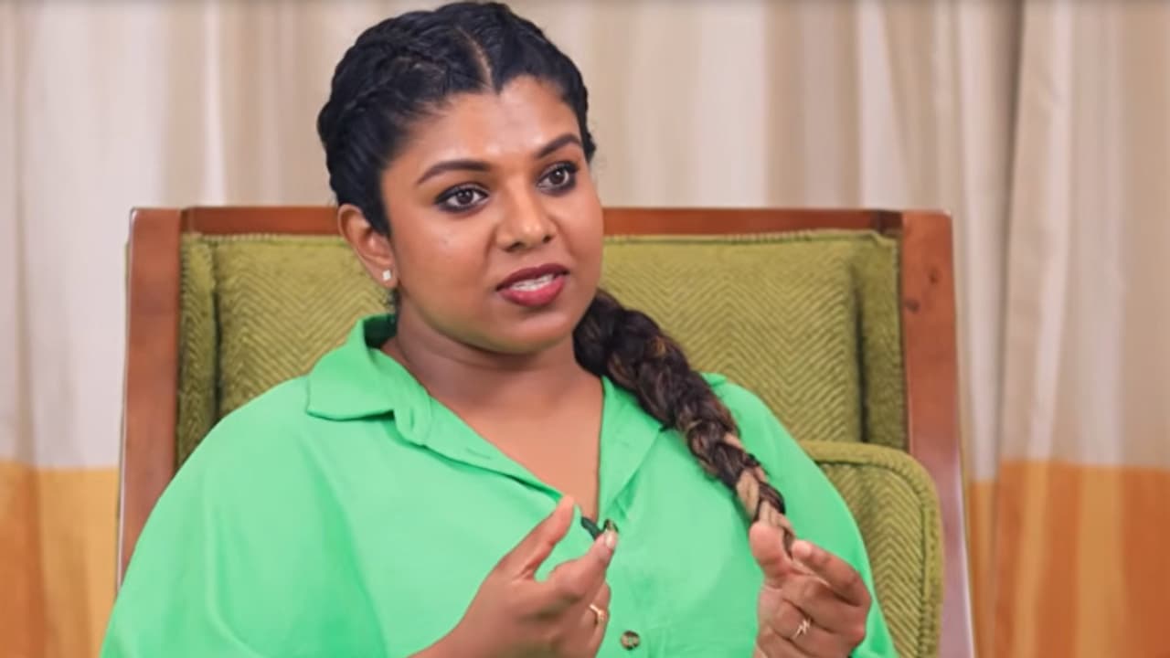 Lakshmi Jayan: ഭർത്താവില്ലാതെ പറ്റില്ലെന്നു പറഞ്ഞ് കരഞ്ഞിട്ടുണ്ട് ...