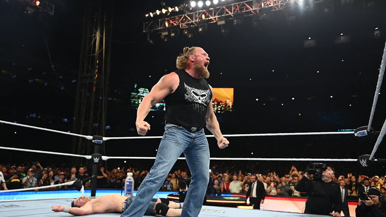 4 Roles for Brock Lesnar on WWE SmackDown Episode Ahead of Clash in ...