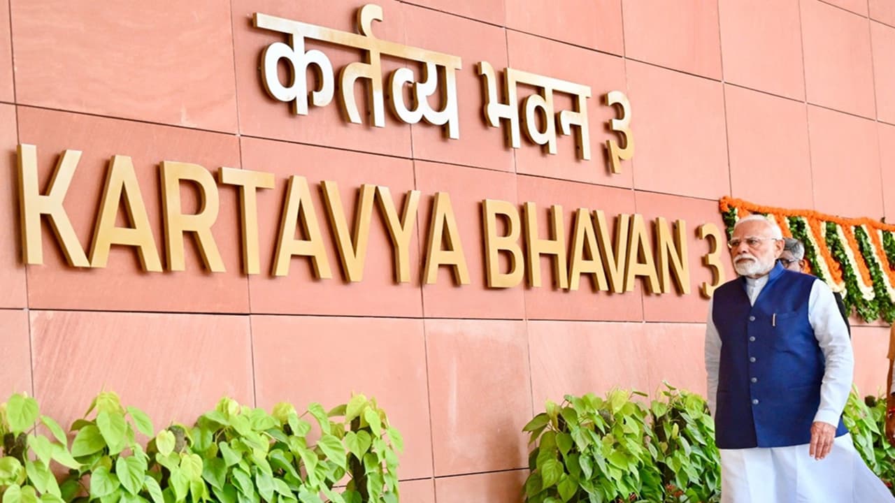 Kartavya Bhavan: மோடி திறந்து வச்ச 'கர்த்தவ்ய பவன்'! ஒட்டுமொத்த அரசு ...