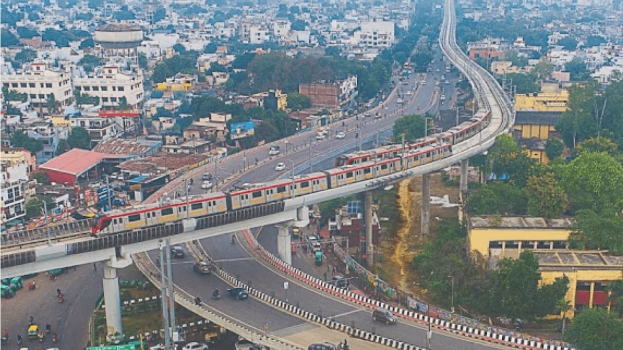 Bengaluru Metro Yellow Line: Commuters Slam BMRCL Over Train Shortages ...