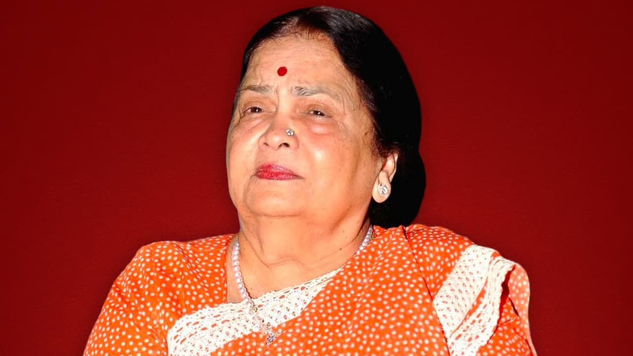 Kokilaben Ambani Health Update: मुकेश अंबानी की मां कोकिलाबेन अस्पताल ...