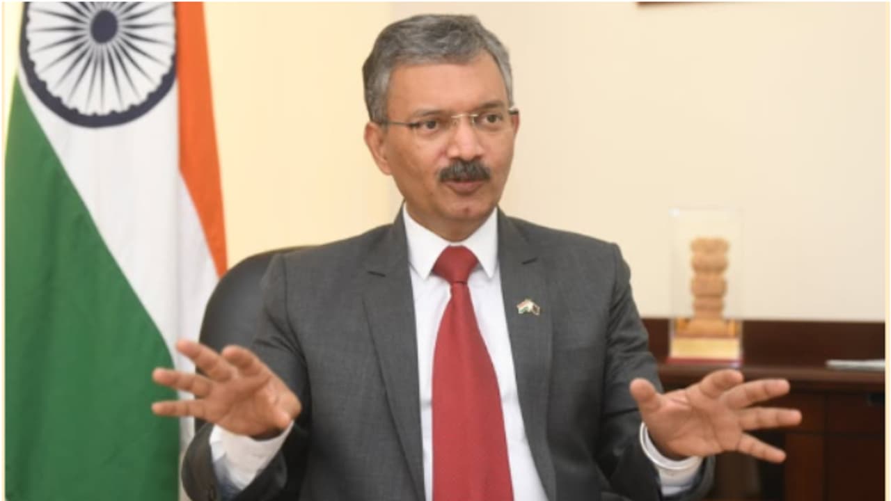 യുഎഇയിലെ പുതിയ ഇന്ത്യൻ അംബാസഡറായി ദീപക് മിത്തലിനെ നിയമിച്ചു | Deepak ...
