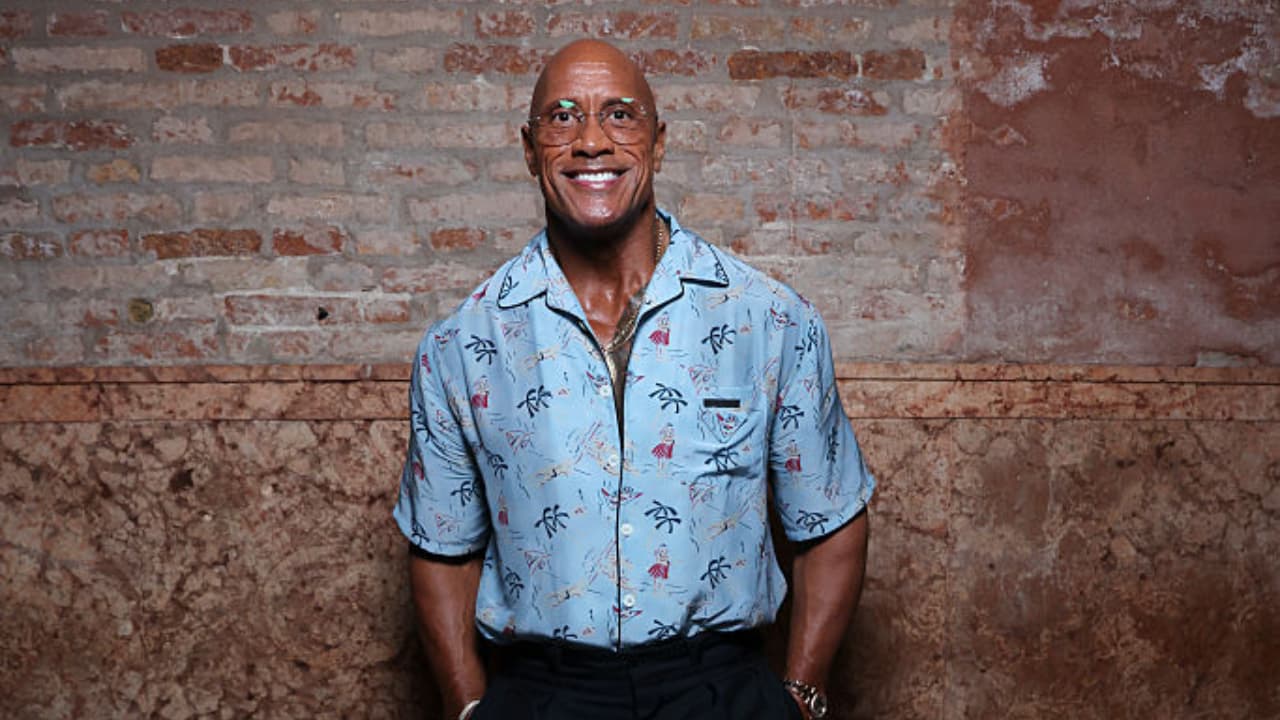 The Rock’s Dramatic Weight Loss Stuns WWE Fans - New Photos of Dwayne ...