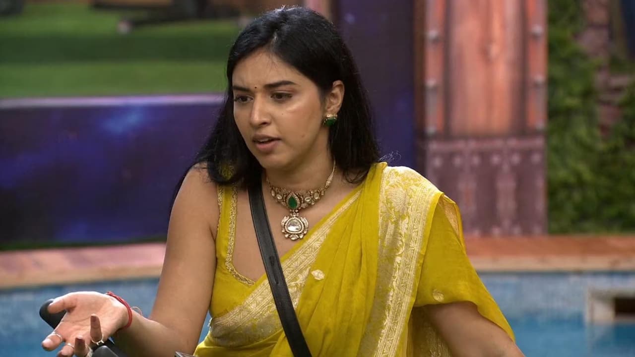 Bigg Boss 19: Is Tanya Mittal Being Two-Faced? Netizens Slam Hypocrisy ...