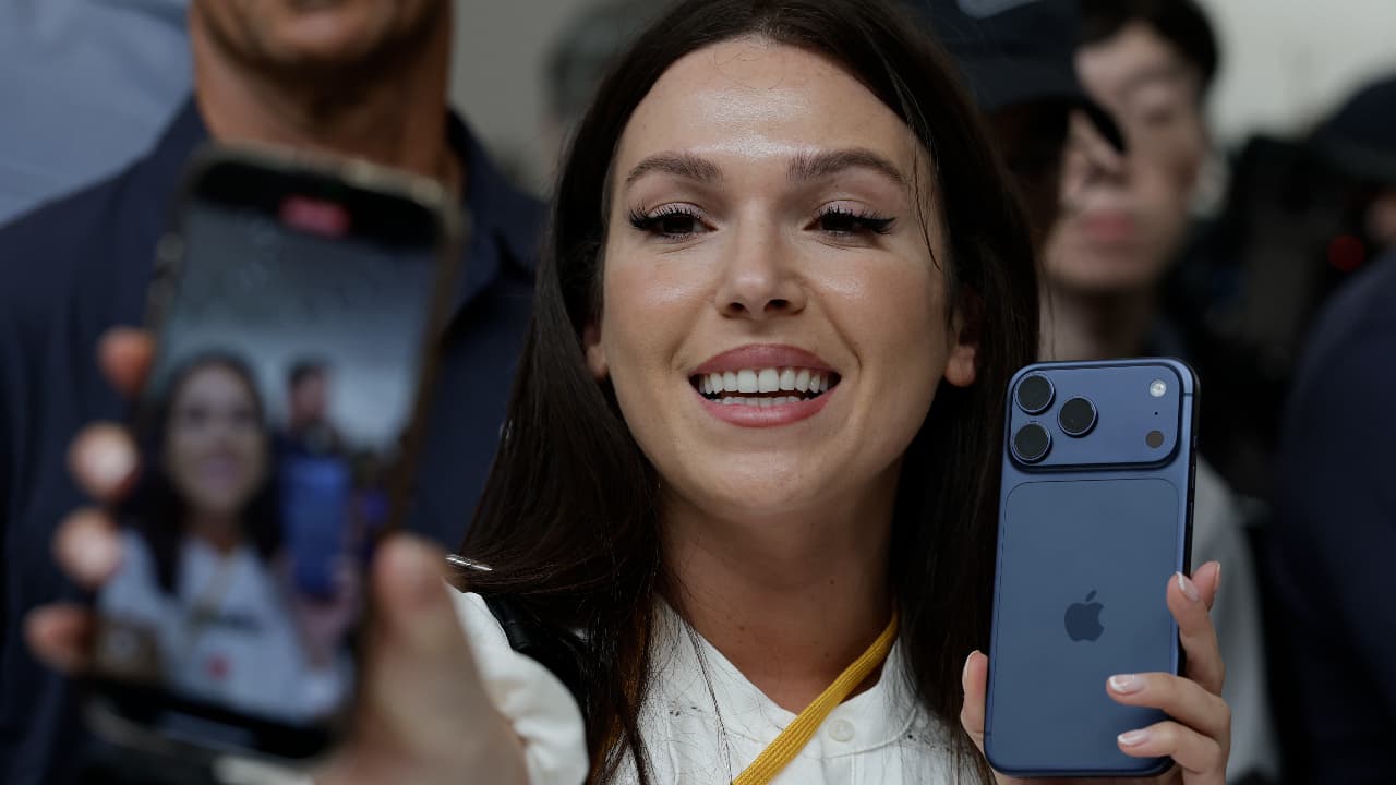 ഐഫോണ്‍ 17 സീരീസില്‍ ആപ്പിള്‍ രഹസ്യമാക്കി വച്ച് അഞ്ച് വമ്പന്‍ ഫീച്ചറുകള് ...