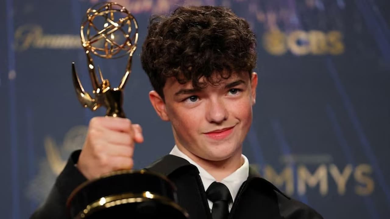 Golden Globes 2026: Owen Cooper Becomes Youngest Golden Globe ...
