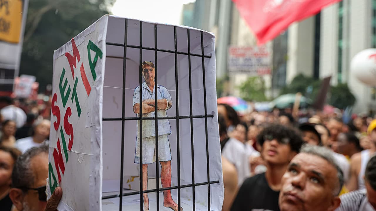Jair Bolsonaro Amnesty Debate Triggers Biggest Protests in Brazil Since ...
