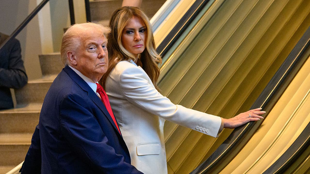 Donald Trump's UNGA Escalator Complaint Triggers Conspiracy Theories ...