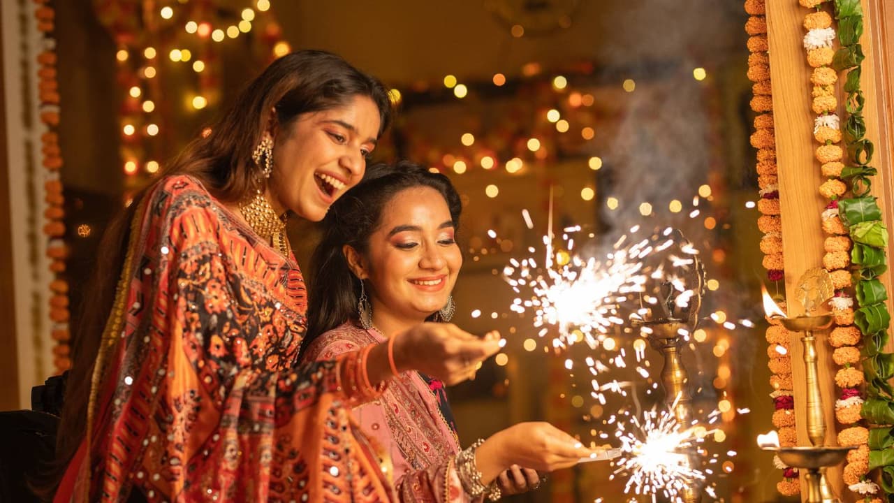 Diwali 2025: When is the Festival of Lights this Year, October 20 or 21 ...