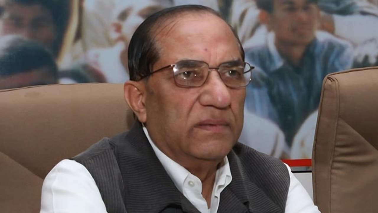 Who Was Vijay Kumar Malhotra? Know Senior BJP Leader's Net Worth ...
